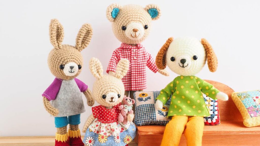 450+ Stuffed Animal Names For Bears, Tigers, Snakes & More